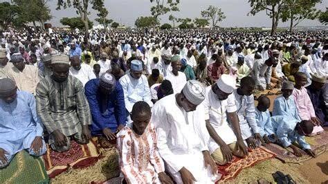 Ramadan: A Christian Church distributes grains to 1,000 Muslims ...